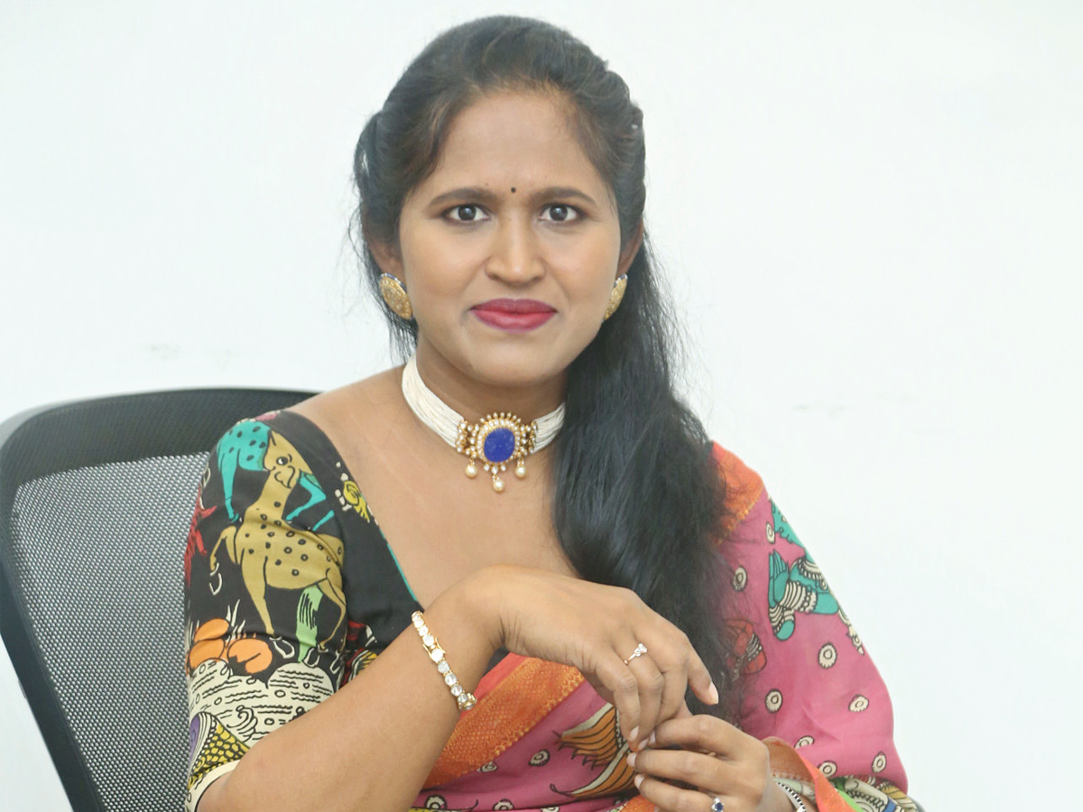 నిర్మాత చైతన్య రెడ్డి (ఫోటోలు) | Producer Chaitanya Reddy Interview Photos Goes Viral On Social ...
